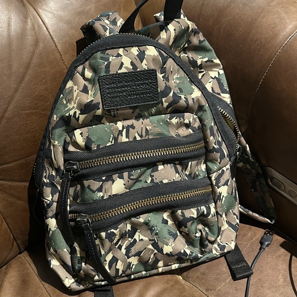 Marc By Marc Jacobs | Bags | Low Start Marc By Marc Jacobs Camo ...